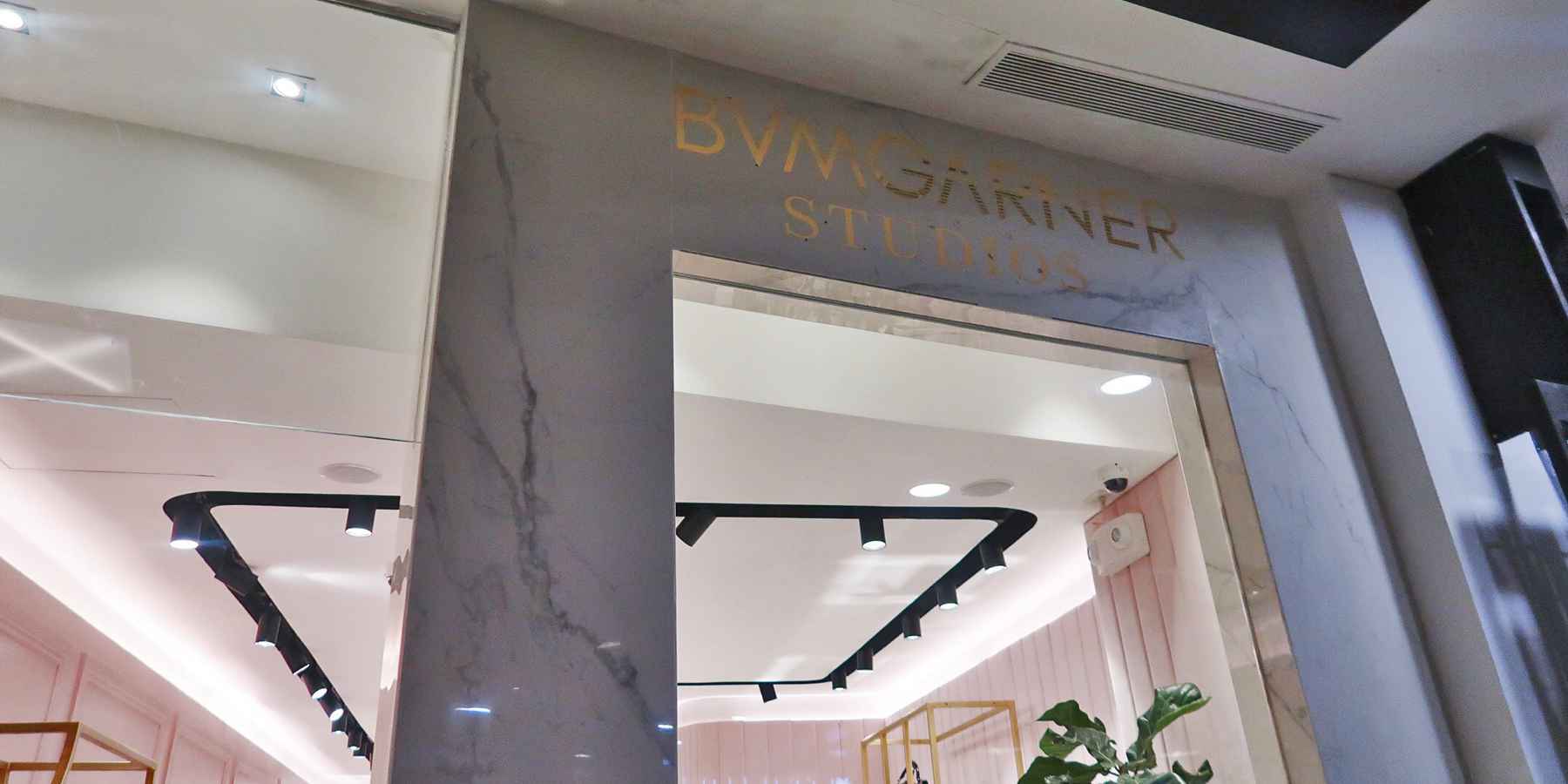Mark Bumgarner Unveils Bumgarner Studios in Makati - Rank Magazine