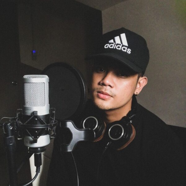 Rising Singer-Songwriter and Rapper Jade Ivy Reignites Our Love for ...