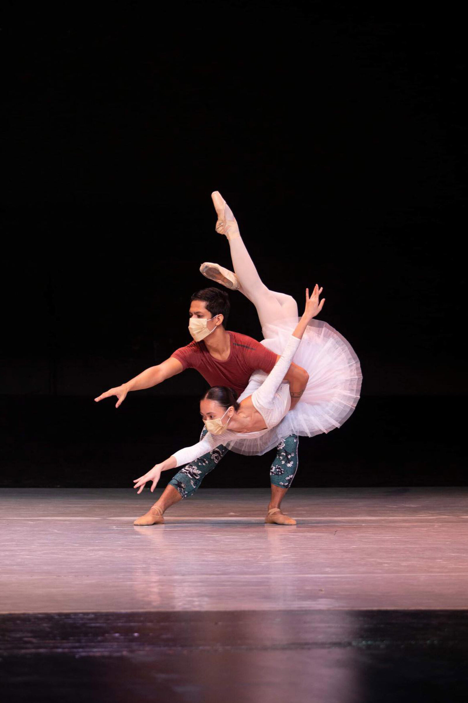 Filipino Dancers Make their Way Back to the CCP Stage with 'A Christmas ...
