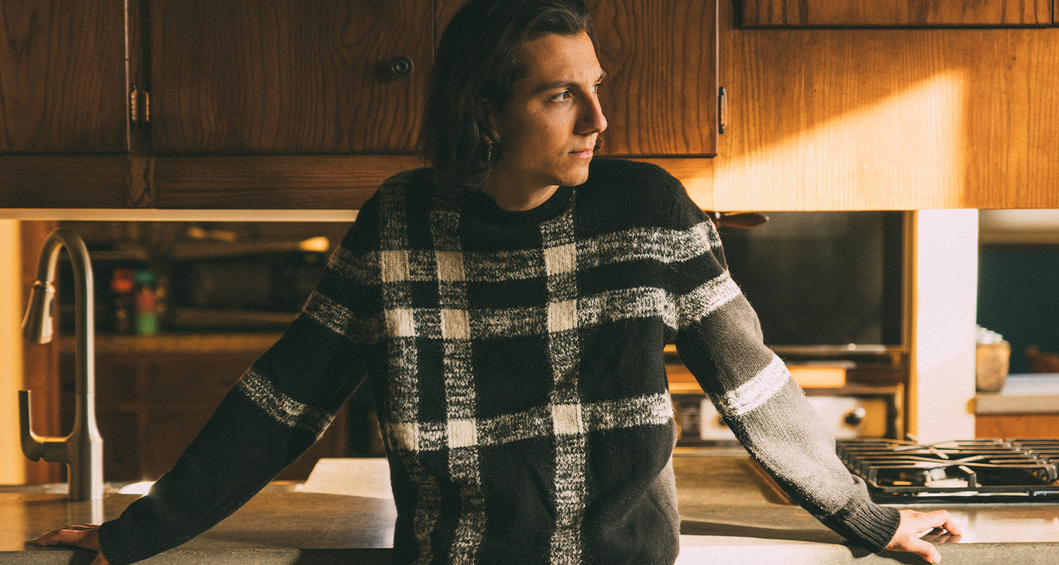 Anson Seabra Welcomes the Year With Heartbreak Anthem 'Come Close'