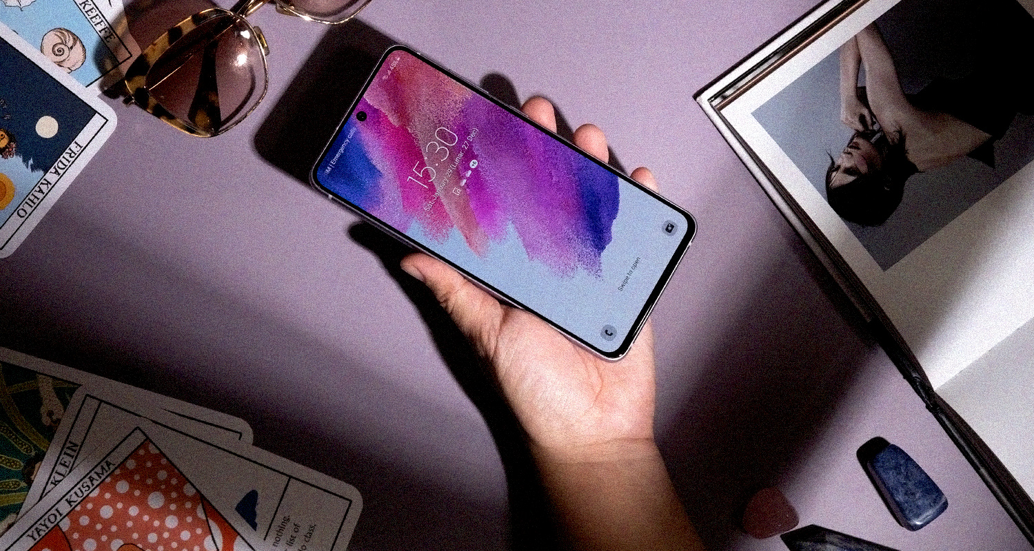 In High Gear: Samsung S21 FE 5G Makes for an Epic, Well-Rounded ...