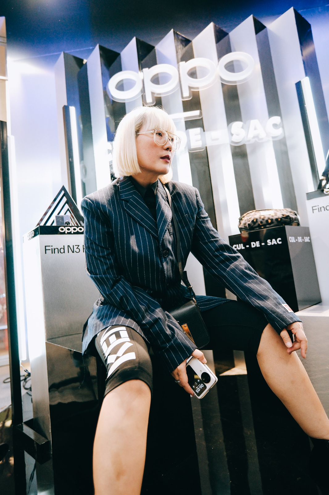 Daryl-Chang-with-her-OPPO-Find-N3-Flip – Rank Magazine